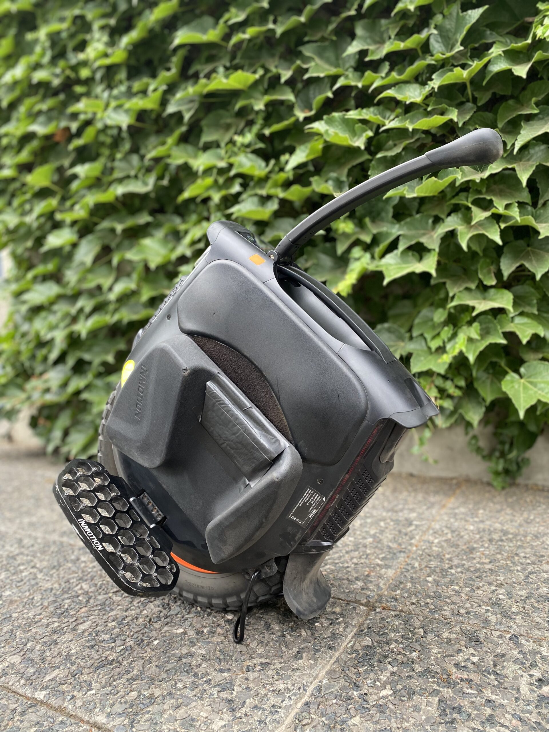 Test Ride: Inmotion V12 HT - MONOBLOG